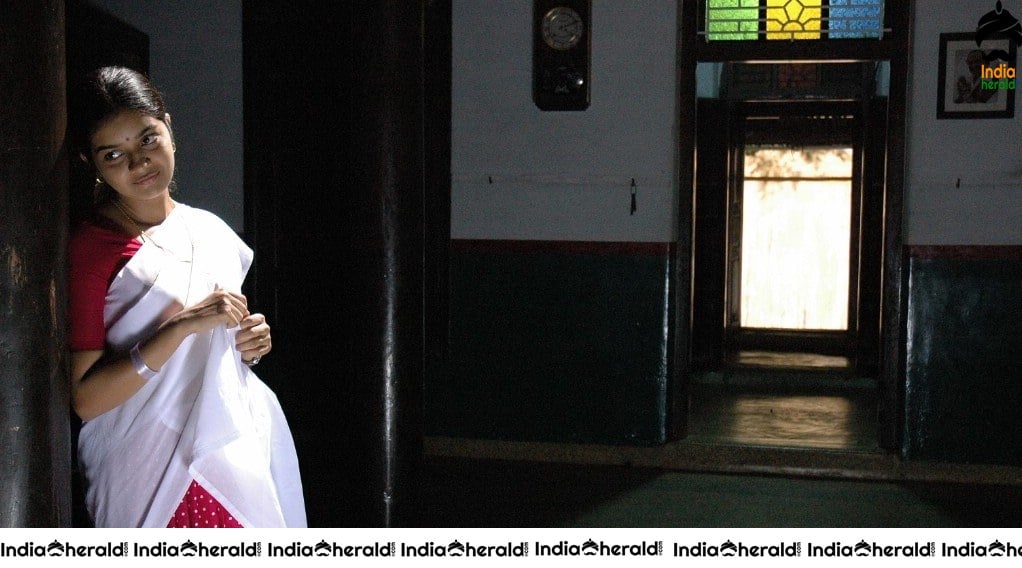 Colors Swathi Reddy Looking Gorgeous in Rural Makeover Phot