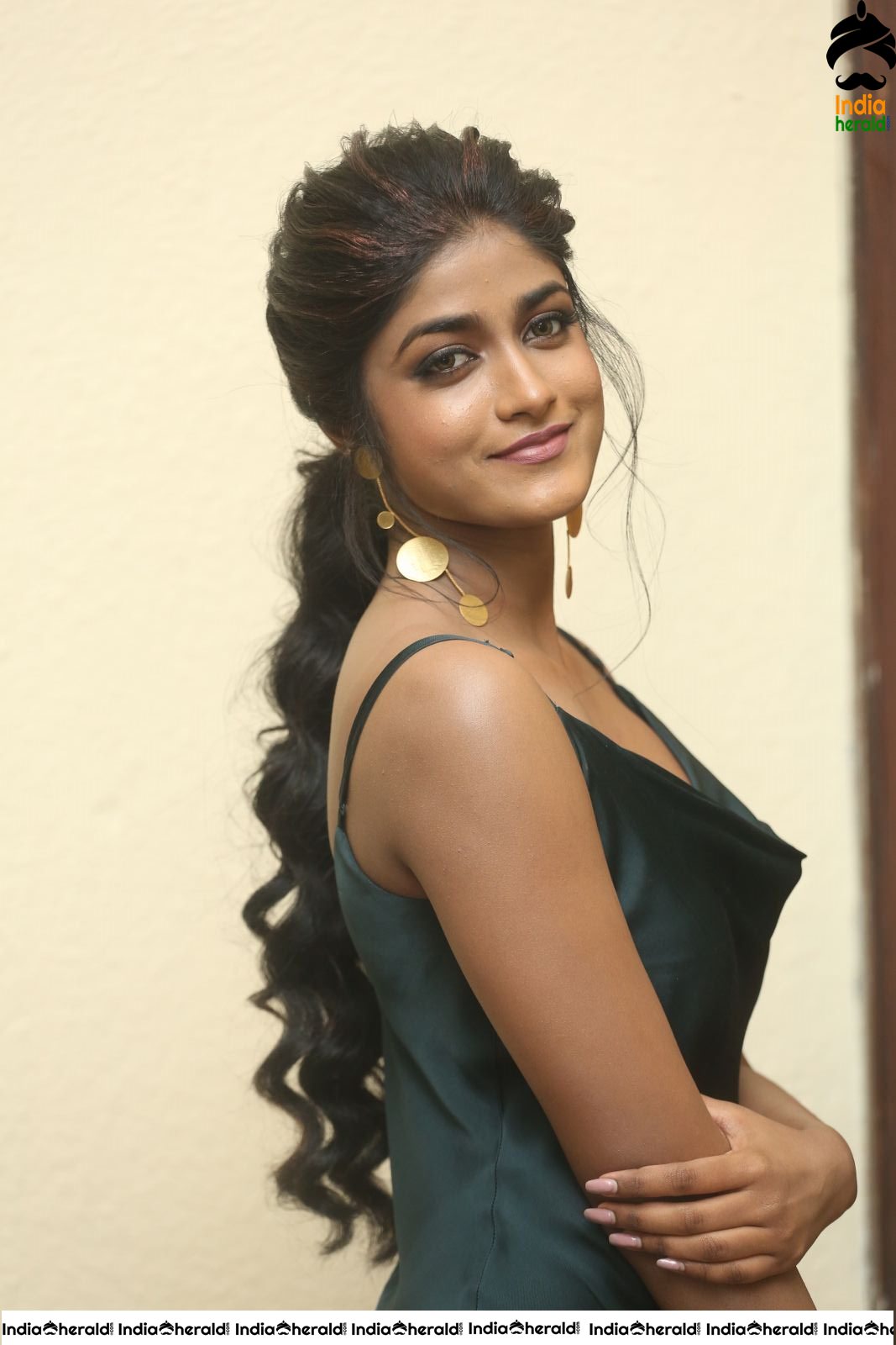 Dimple Hayathi Latest Hot Teasing Navel Photos in Top and D