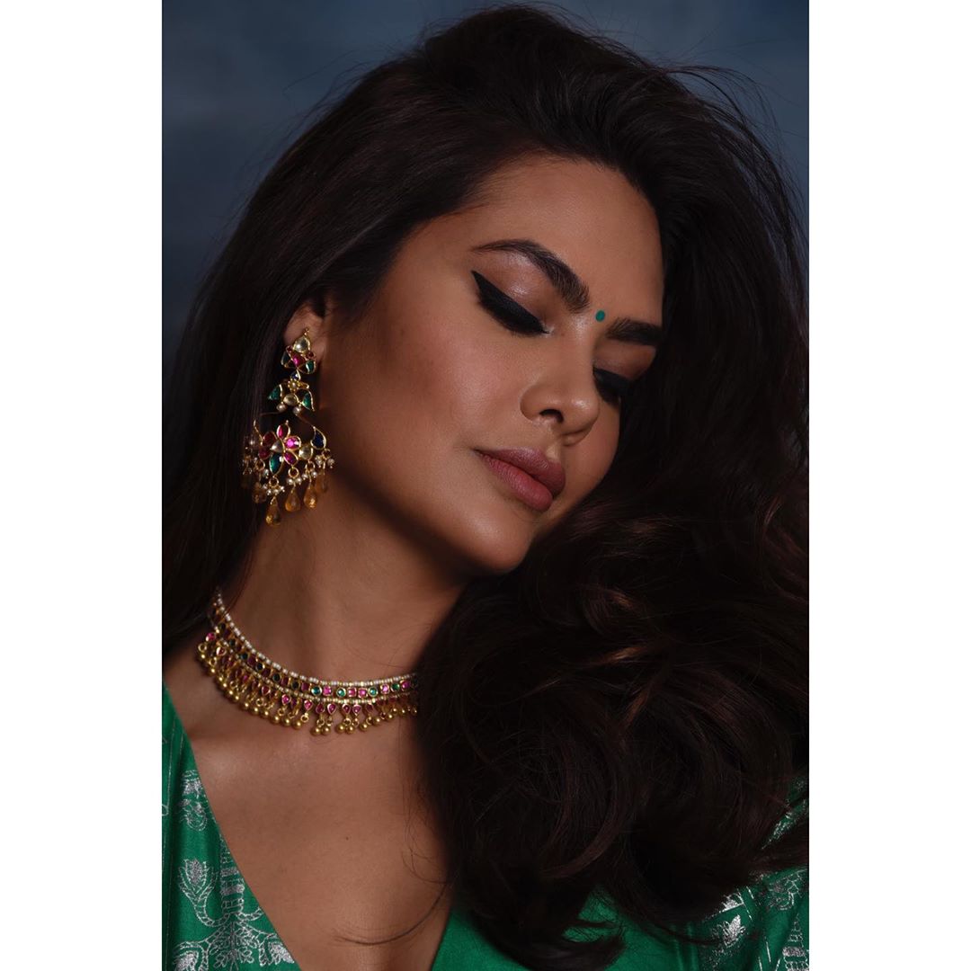 Esha Egupta Is Looking Hot And Sexy In Green Colour Dress