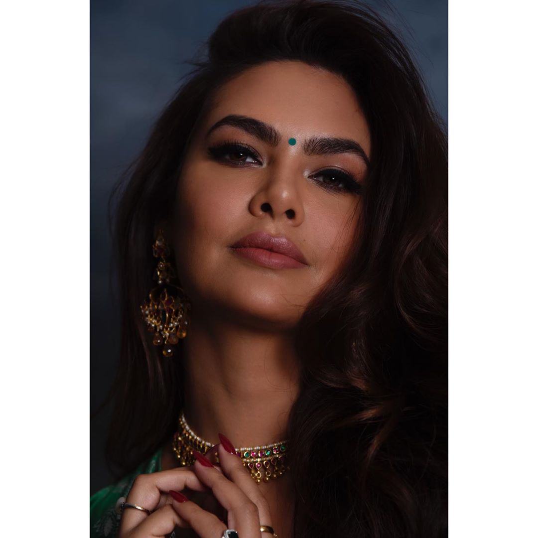 Esha Egupta Is Looking Hot And Sexy In Green Colour Dress