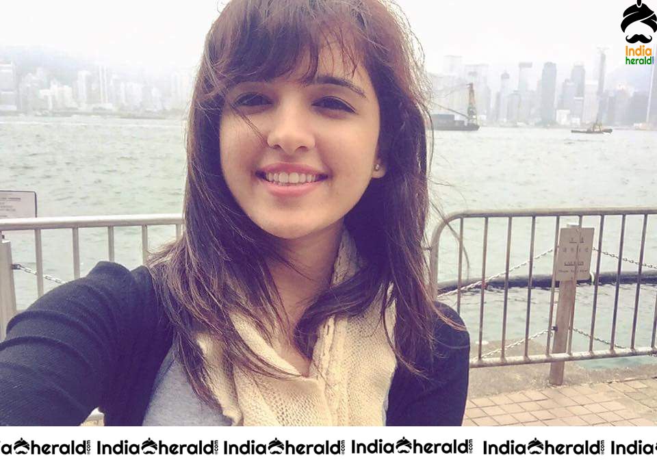 Hot and Cute Singer Shirley Setia Photos Compilation Set 2