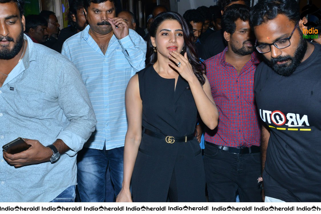 Hot Samantha Akkineni slaying in Black at a Throwback Event
