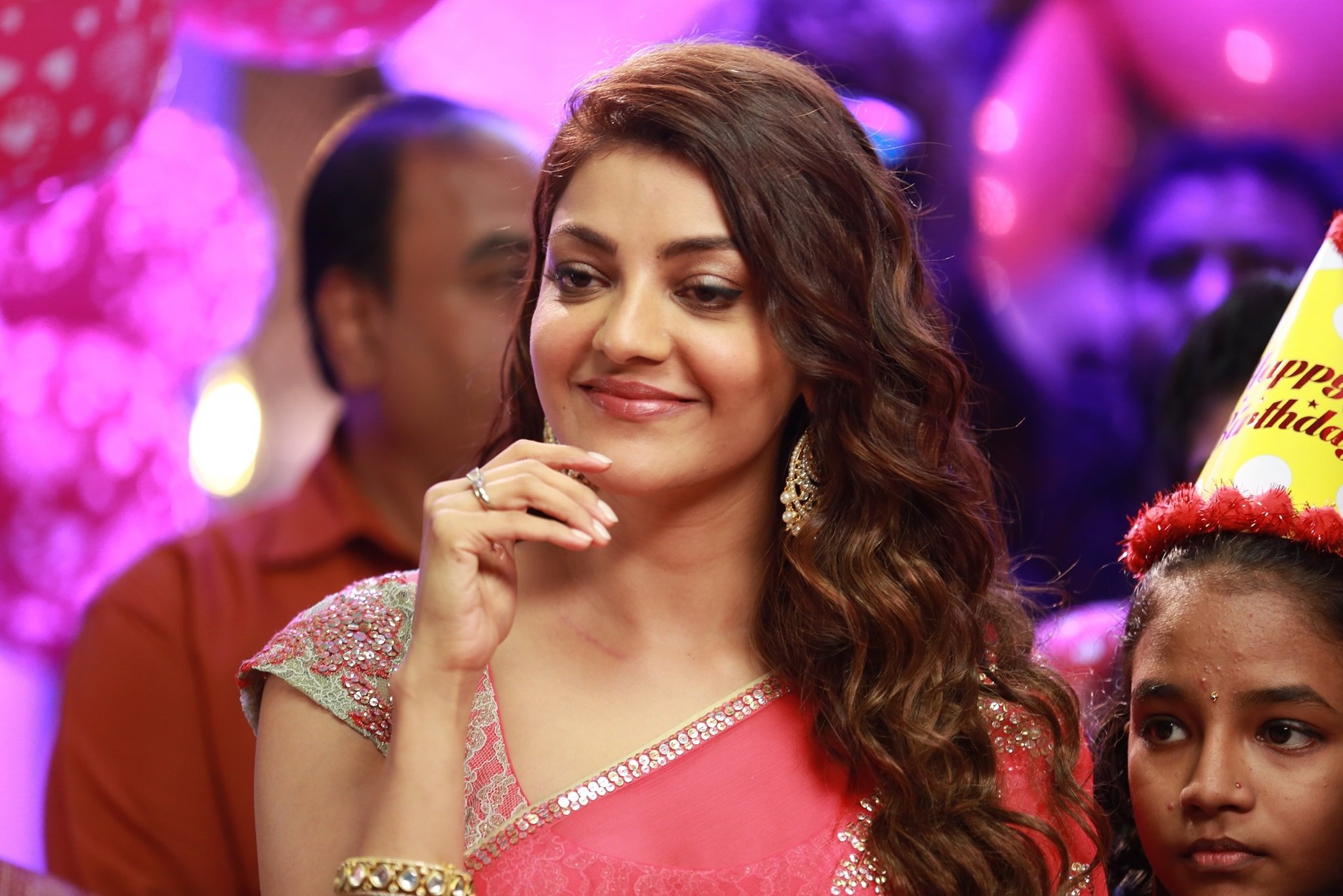 Kajal Aggarwal Latest Hot Stills From Her Latest Hit Movie