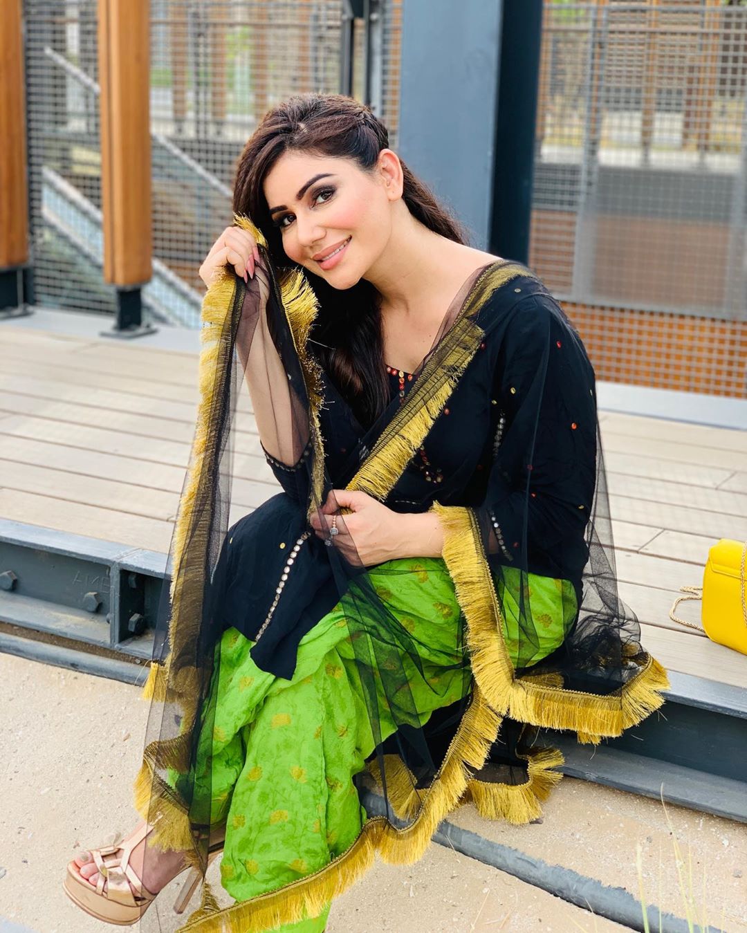 Kangna Sharma Looking Cute In Traditional Chudi