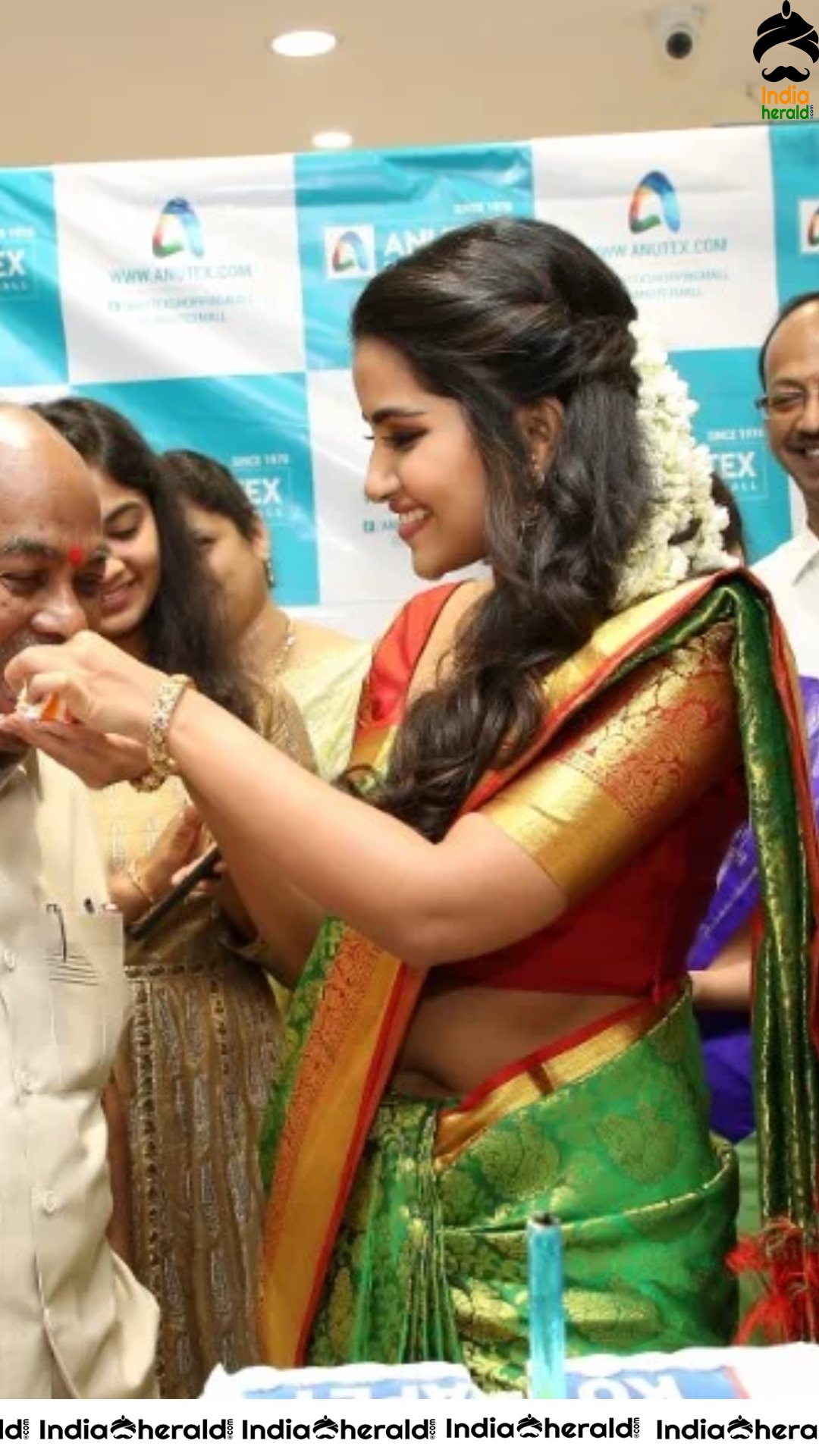 Latest Hot Compilation of Photos of Anupama Parameswaran in