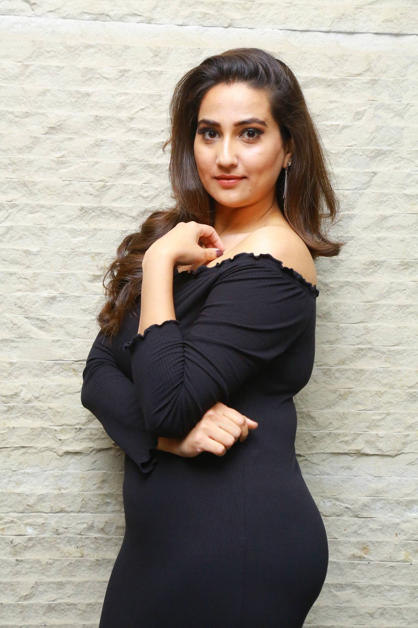 Manjusha Anchor latest ravishing stills