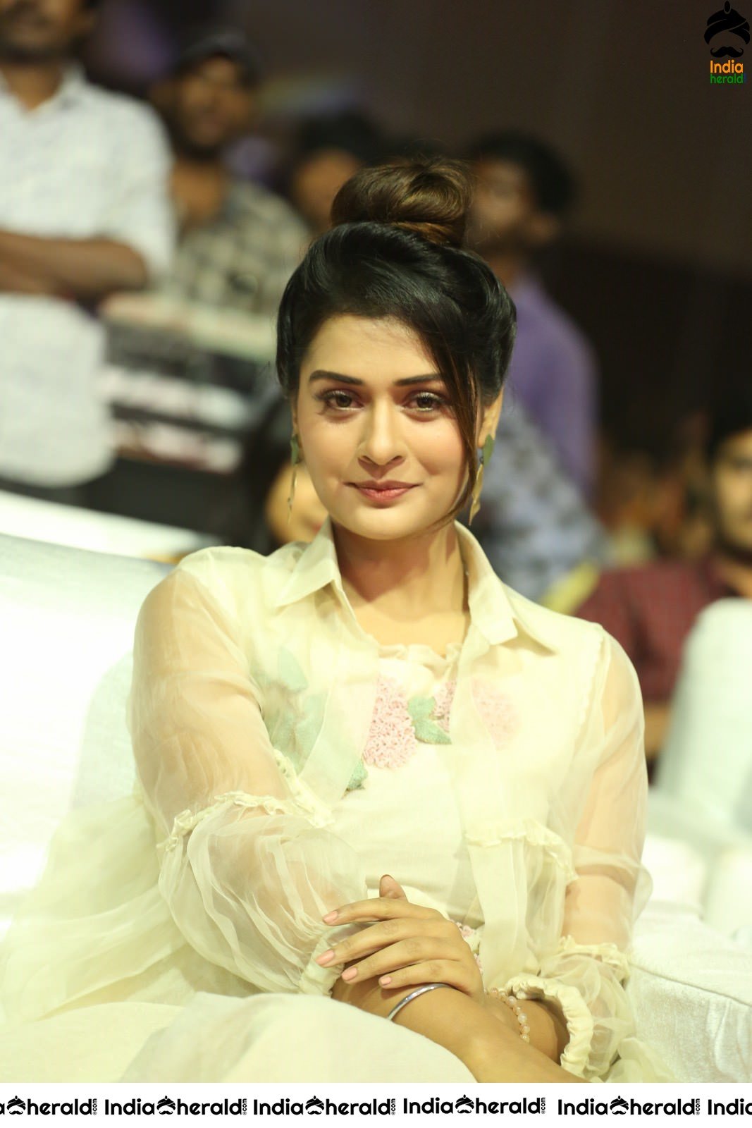 Payal Rajput Looking Angelic in Mesmerizing White Set 2