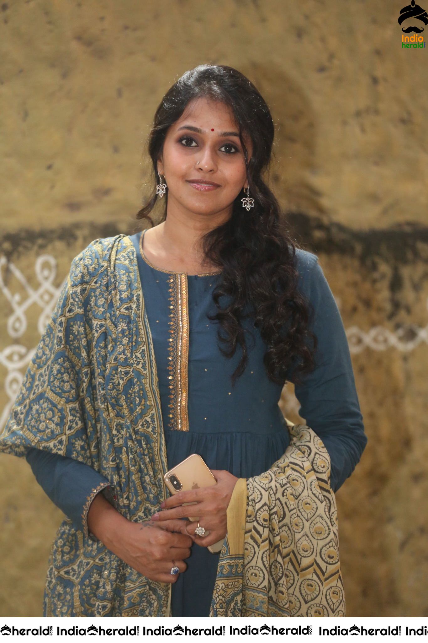 Pop Singer Smita At Cauvery Calling Photoshoot Set 2