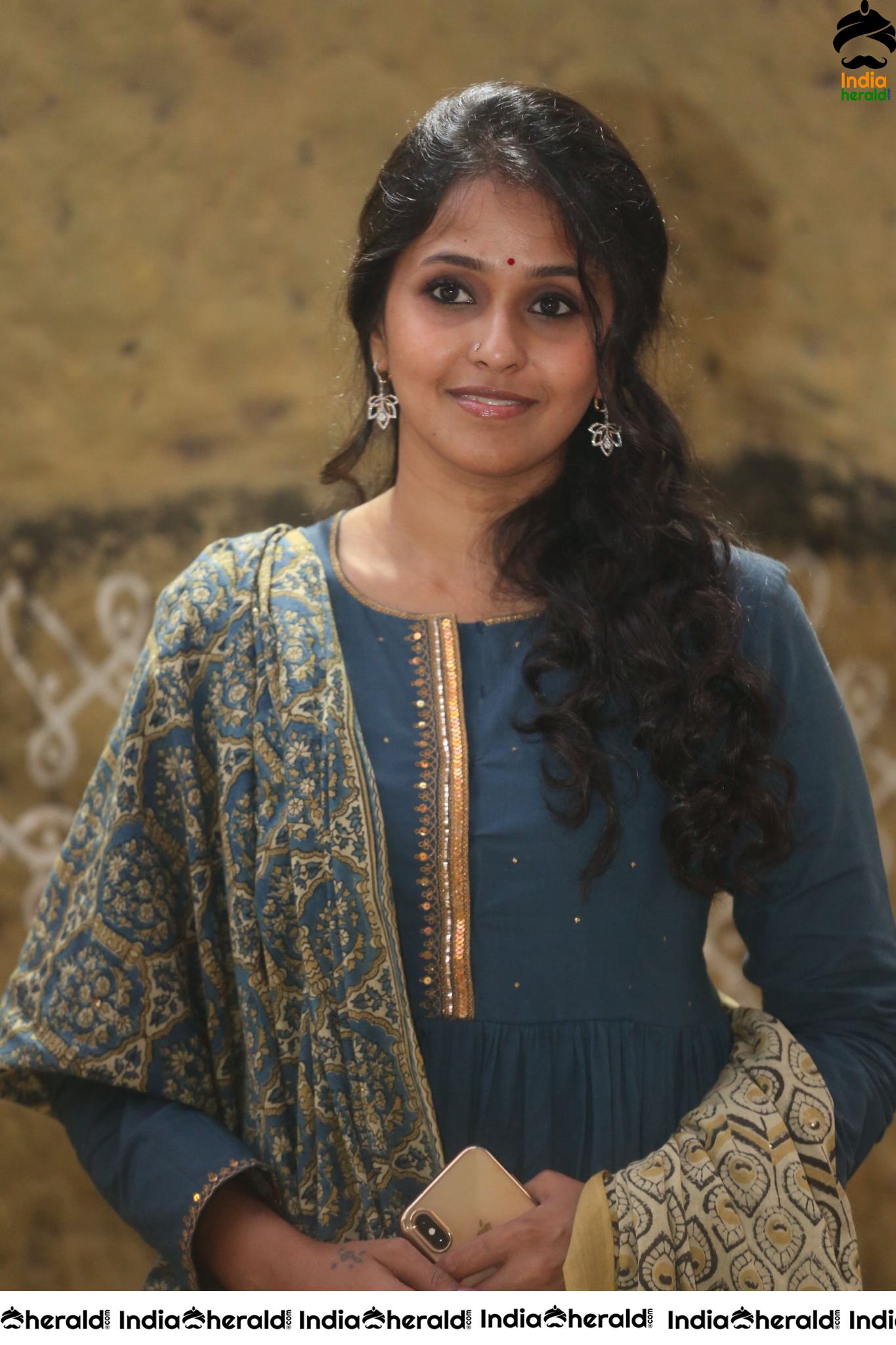 Pop Singer Smita At Cauvery Calling Photoshoot Set 2