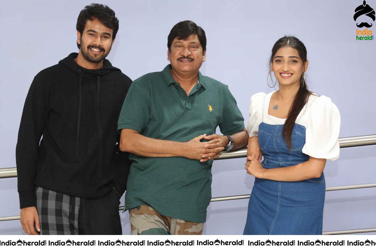 Priya Vadlamani and Rahul Vijay poses with Senior Actor Raj