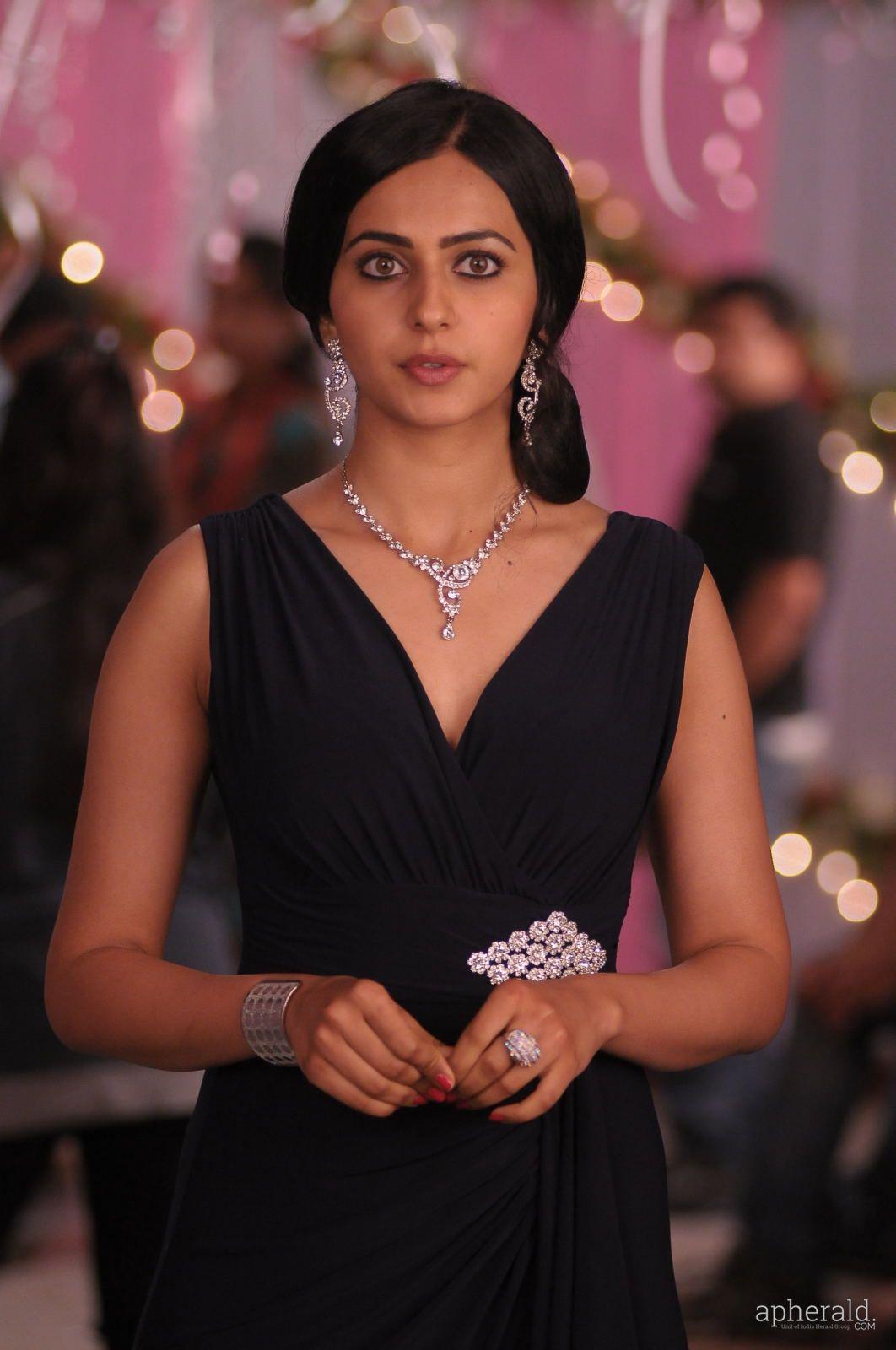 Rakul preet Singh New Stills