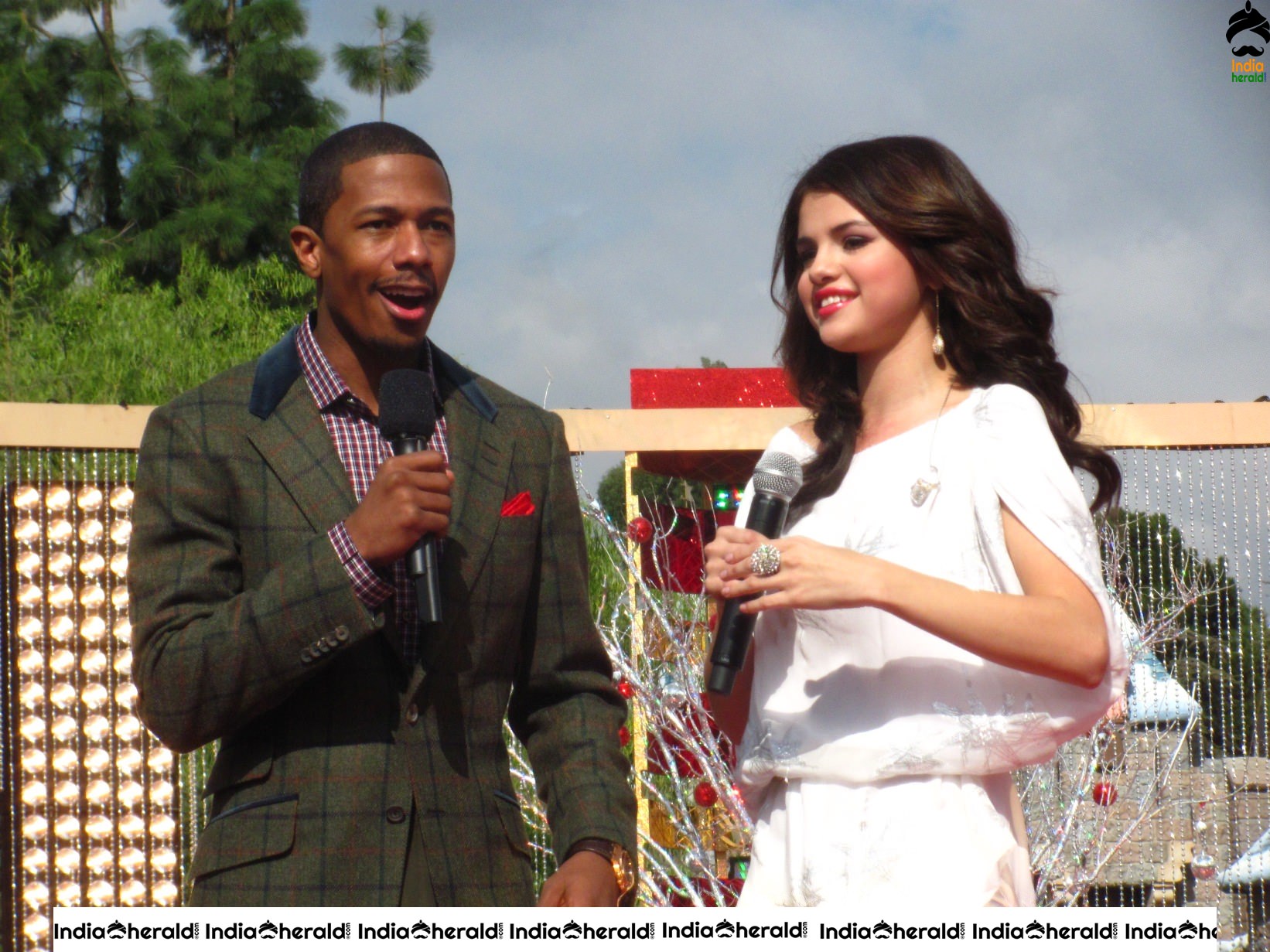 Selena Gomez performs before a huge crowd at Disneyland