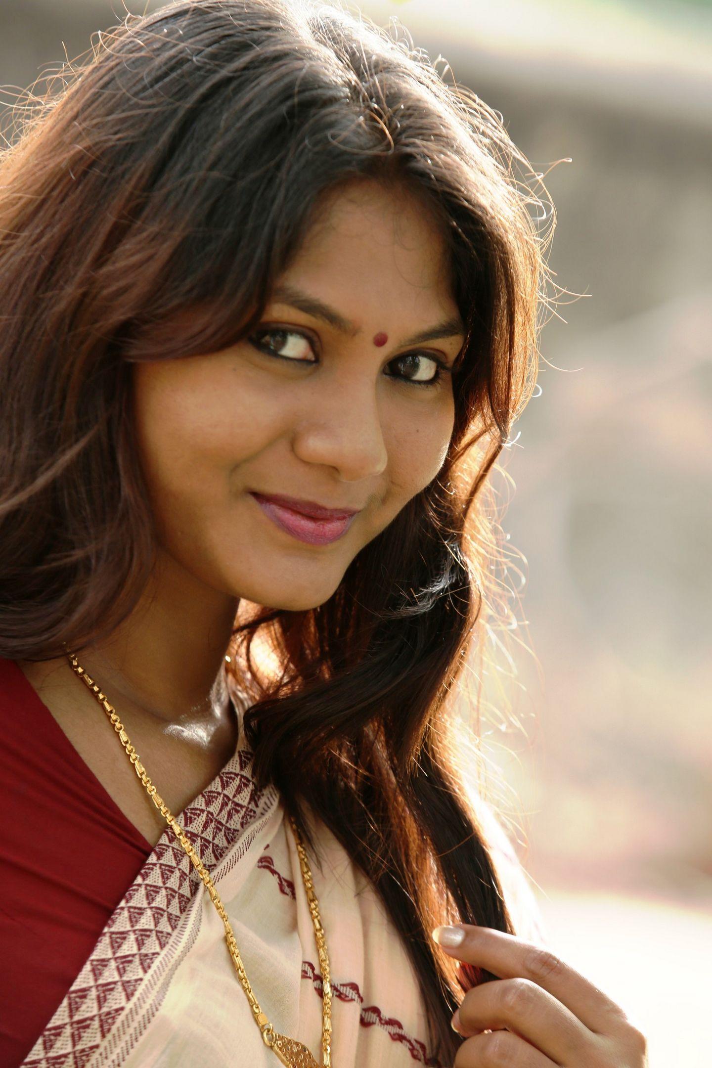 Shruthi Reddy Latest Photoshoot