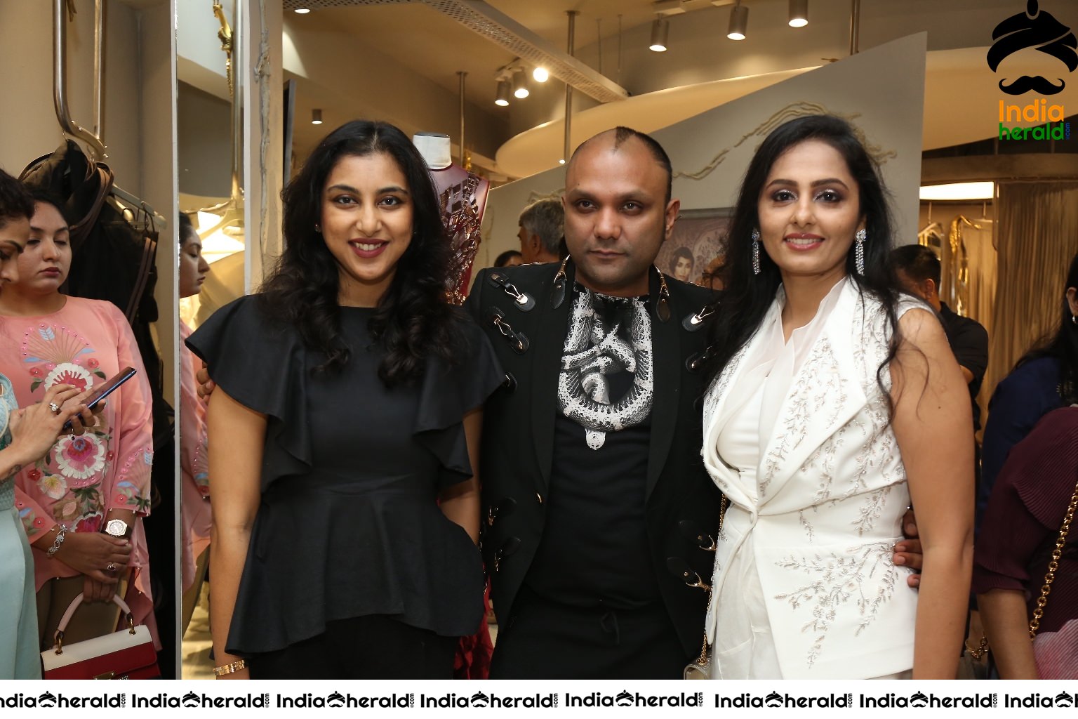 Shruti Haasan and Shriya Saran unveiled Couturier Gaurav Gu
