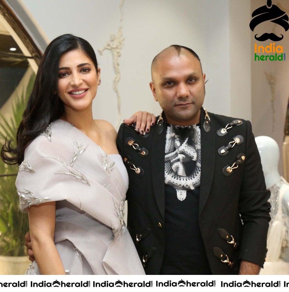 Shruti Haasan and Shriya Saran unveiled Couturier Gaurav Gu