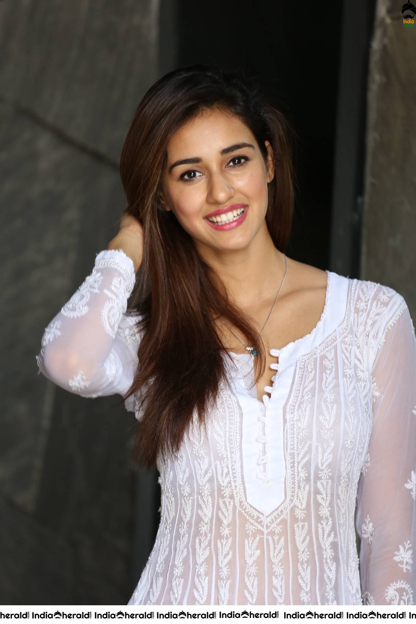Beauty Disha Patani in a revealing White Chudi Set 1