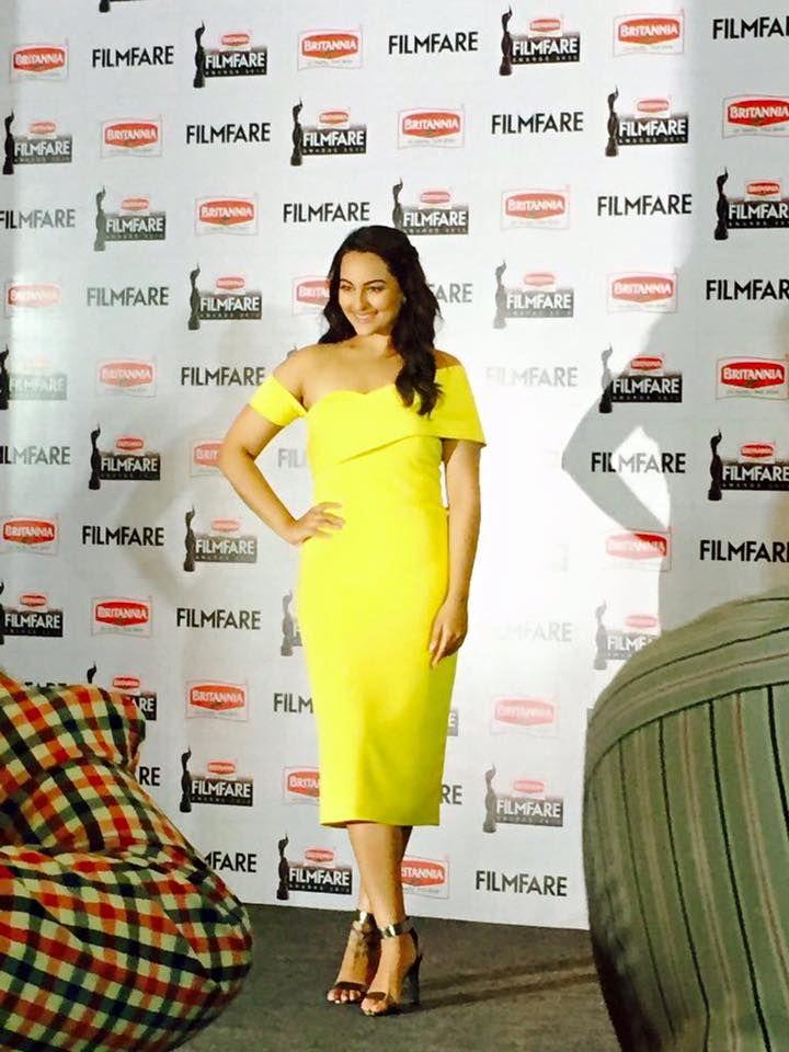 Sonakshi Sinha Sexy Stills