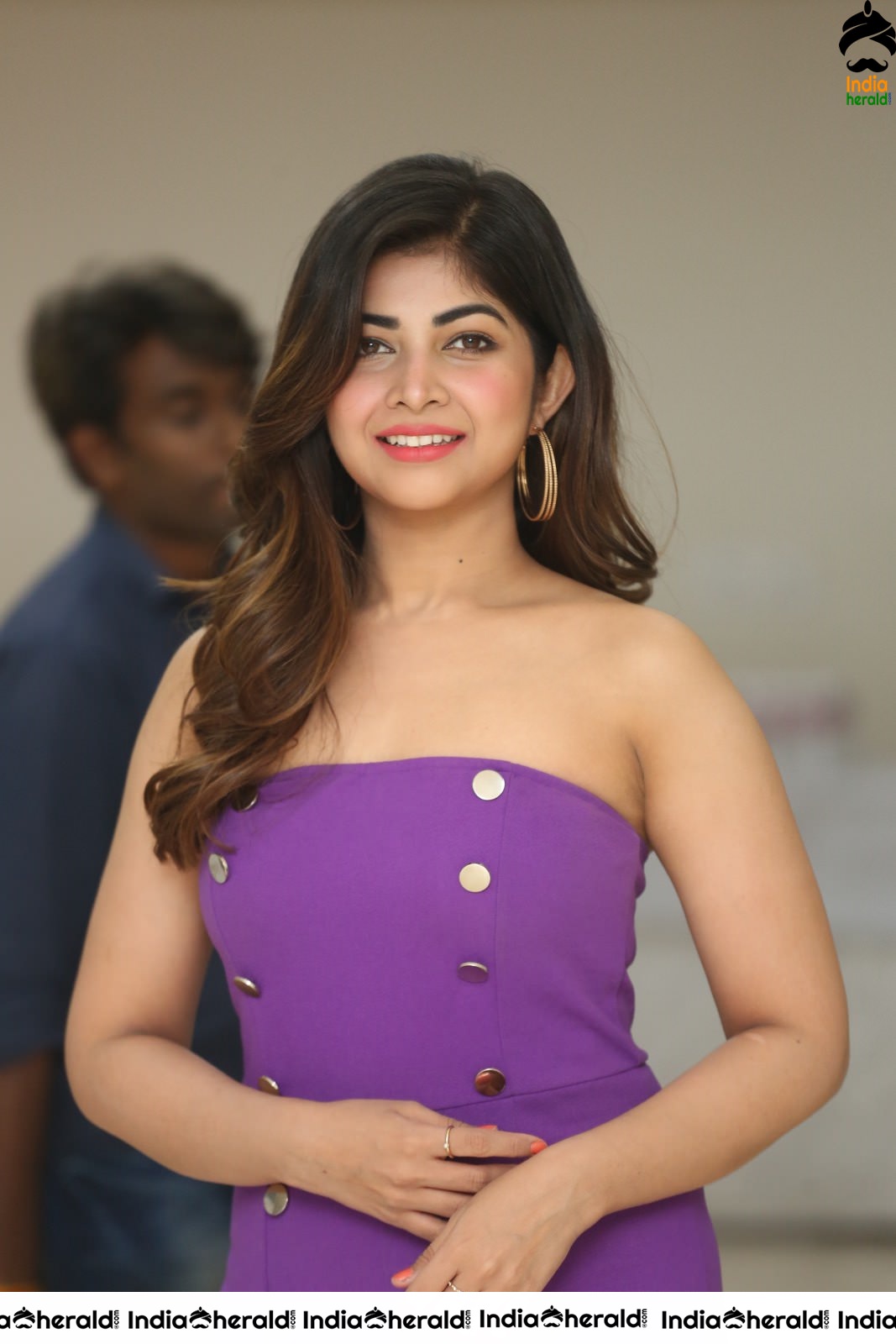 Srijitaa Ghosh is too sexy in this Purple attire Set 1