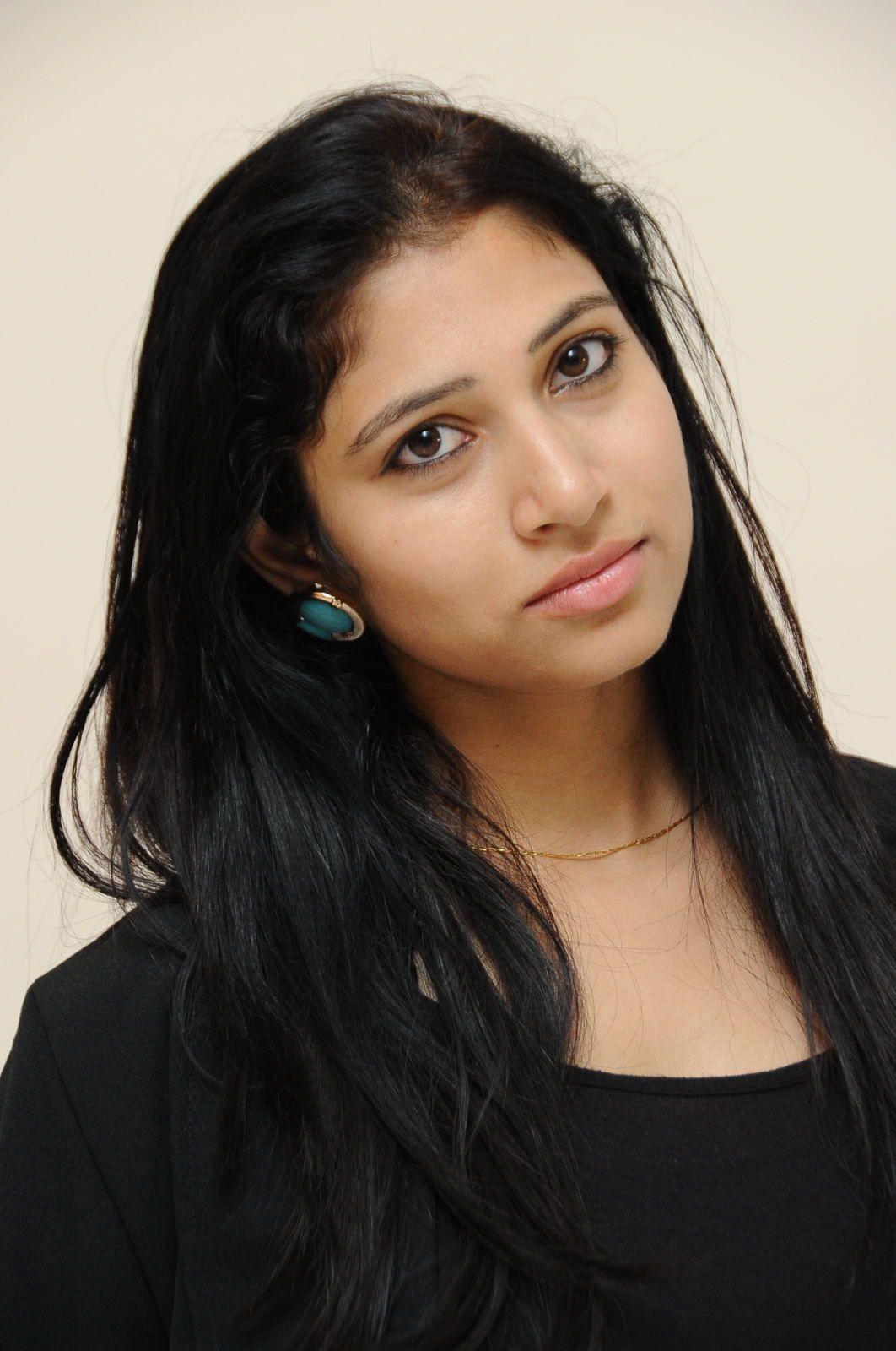 Vandhitha Cute Stills