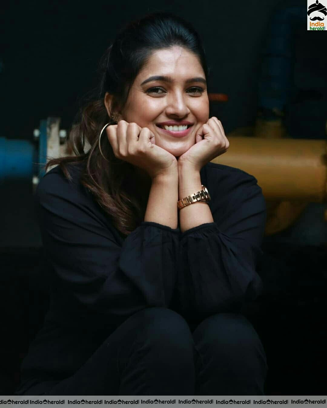 Vani Bhojan latest Cute Photo Stills