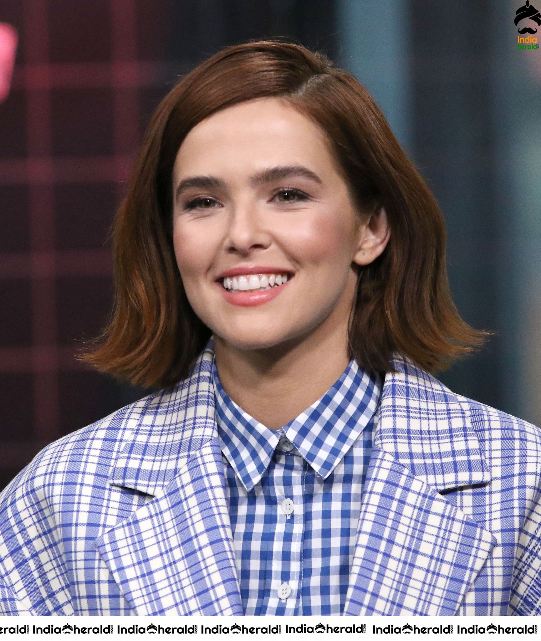 Zoey Deutch Attends the Build Series to discuss Buffaloed a