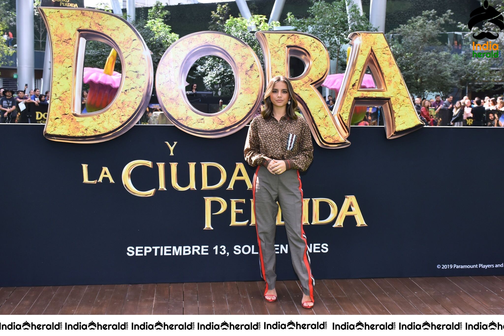 Isabela Moner At Dora And The Lost City Of Gold Premiere in