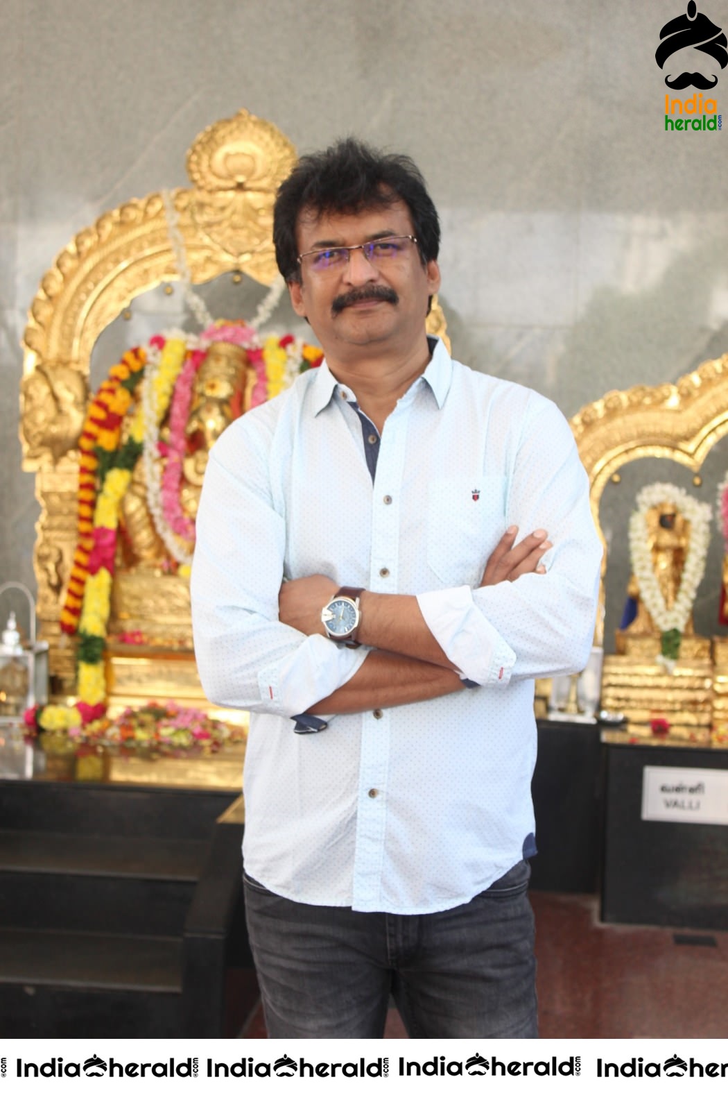 November Mazhaiyil Naanum Avalum Movie Pooja Stills Set 3