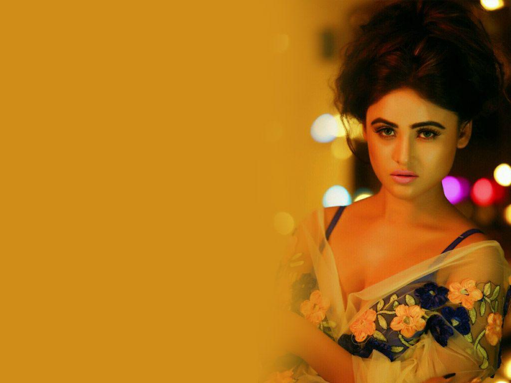 Actress Sony Charishta Hot And Spicy Cleavage Show Photos Col