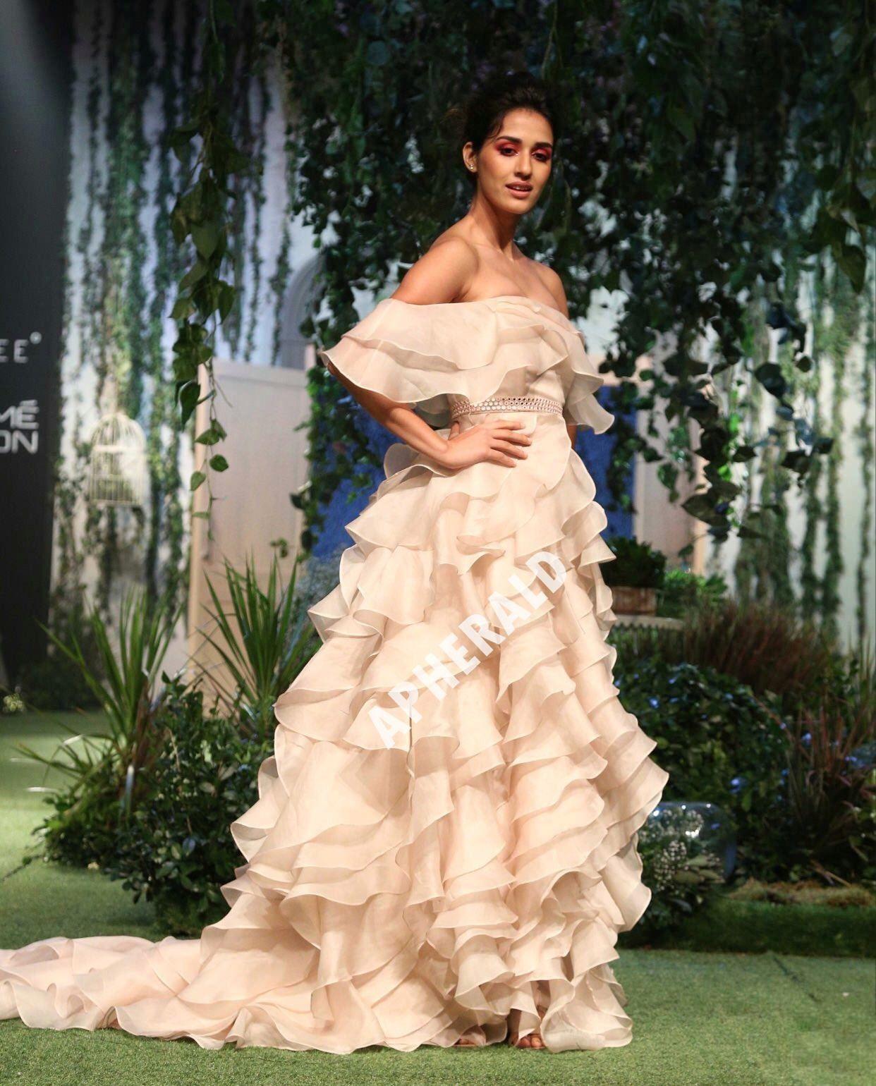 Disha Patani Oozes Oomph at LFW 2018 Ramp