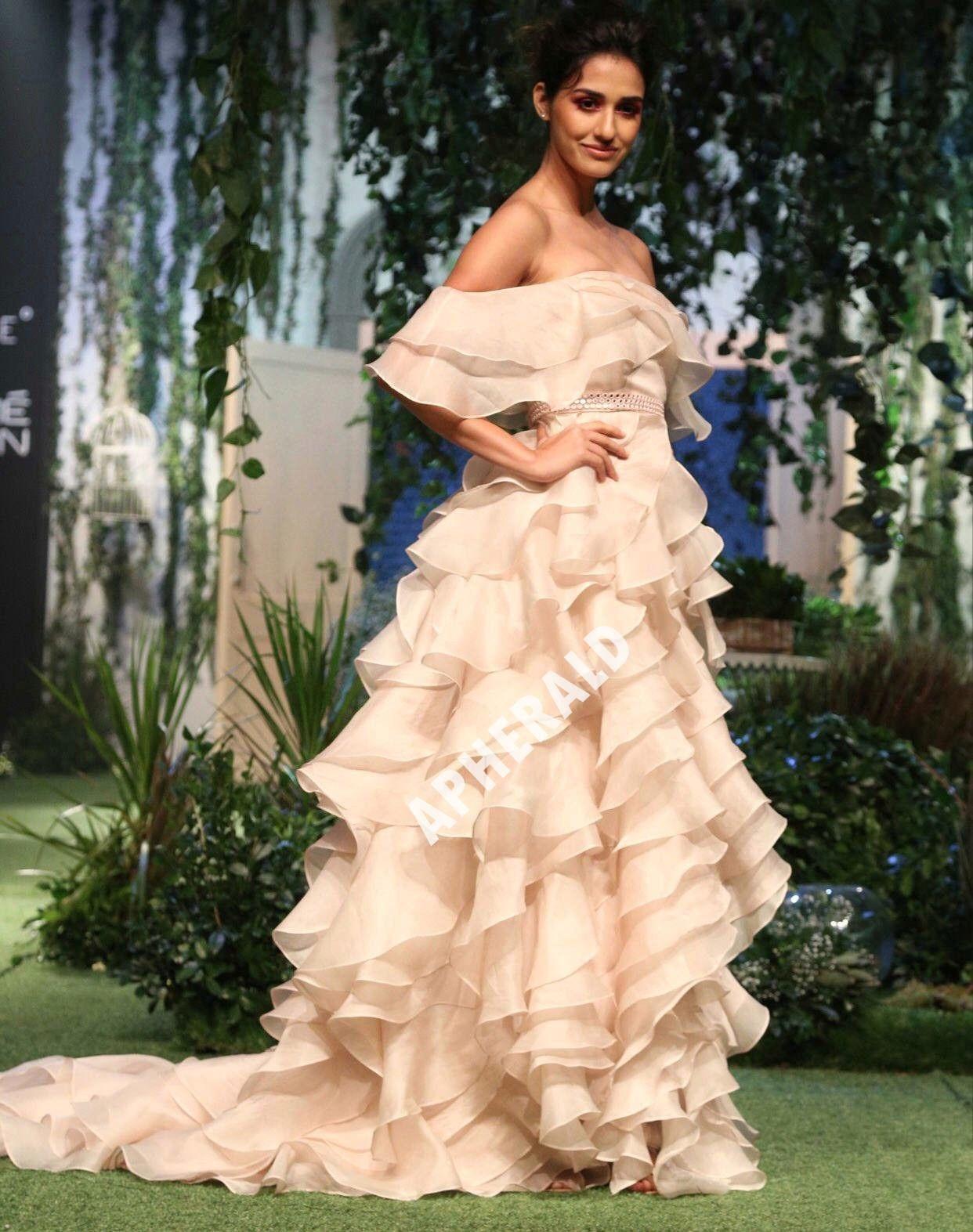 Disha Patani Oozes Oomph at LFW 2018 Ramp