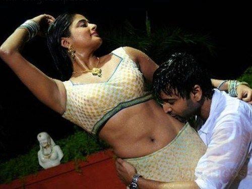 Priyamani hot scene store