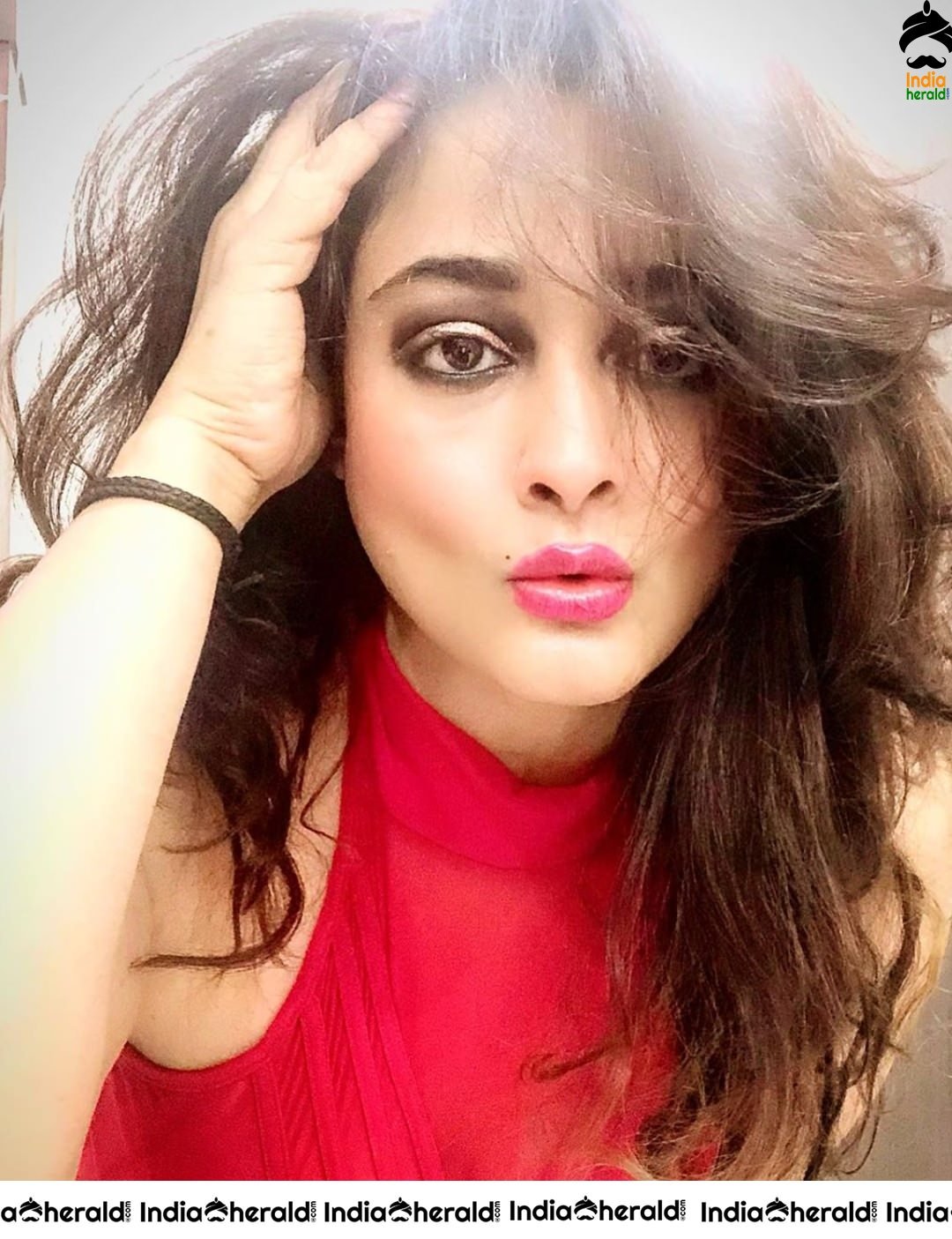 Kiran Rathod's Instagram, Twitter & Facebook on IDCrawl