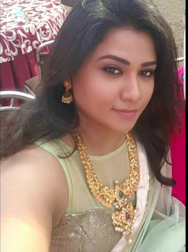 Actress Jyothi Family Unseen Photos