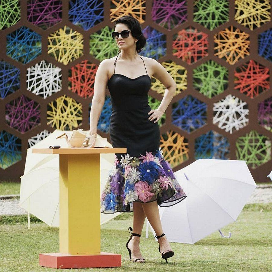 Actress Sunny Leone s Latest Photoshoot Unseen Pics