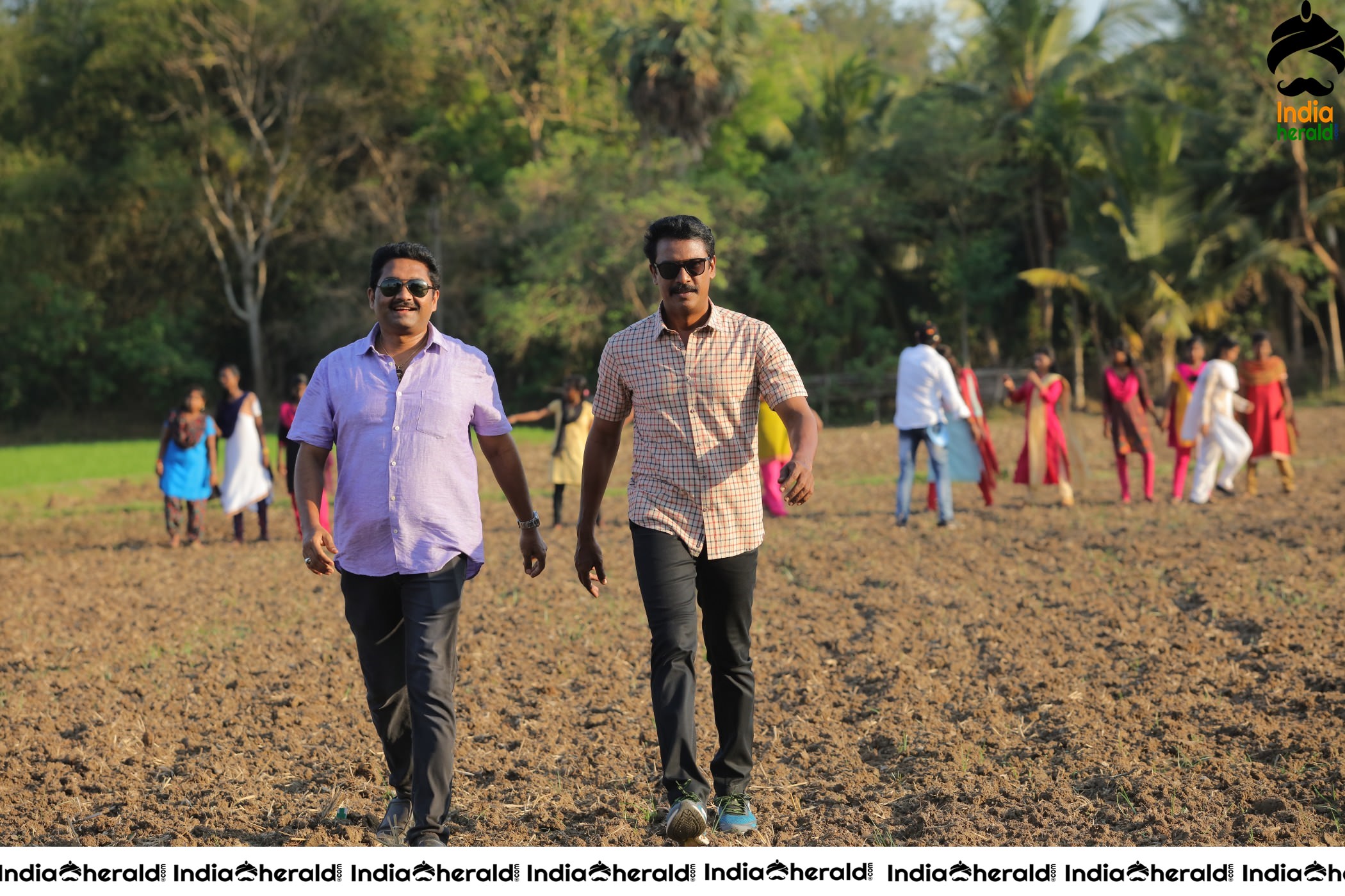 Adutha Saattai Movie Stills Set 1