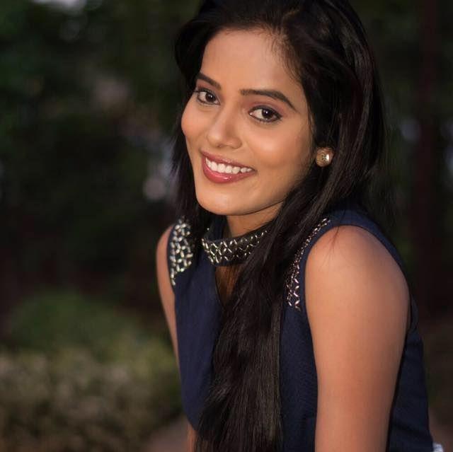 Anchor Nirosha Krishna Rare Pics