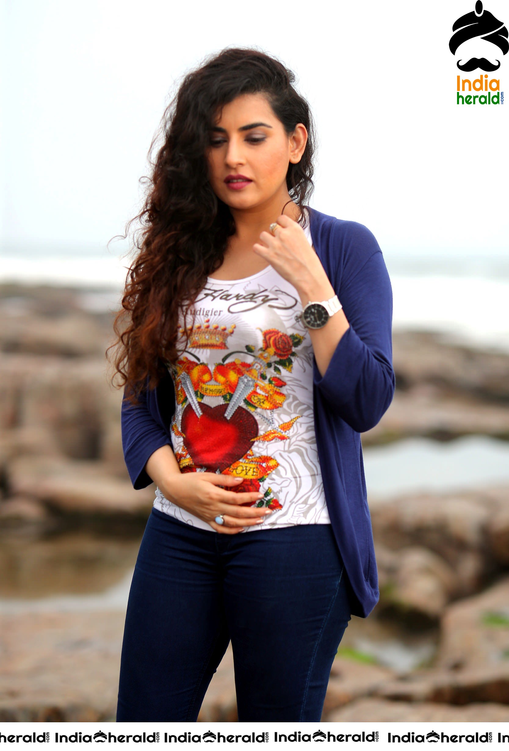 Annapurnammagari Manavadu Stills Set 1