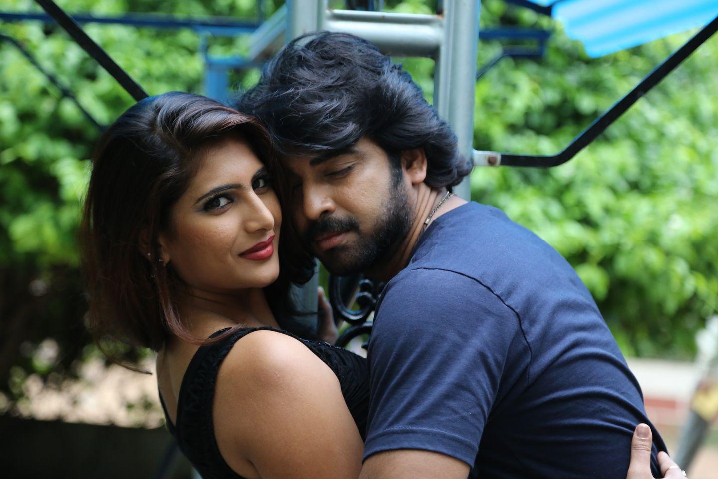 Dandu Movie Wallpapers