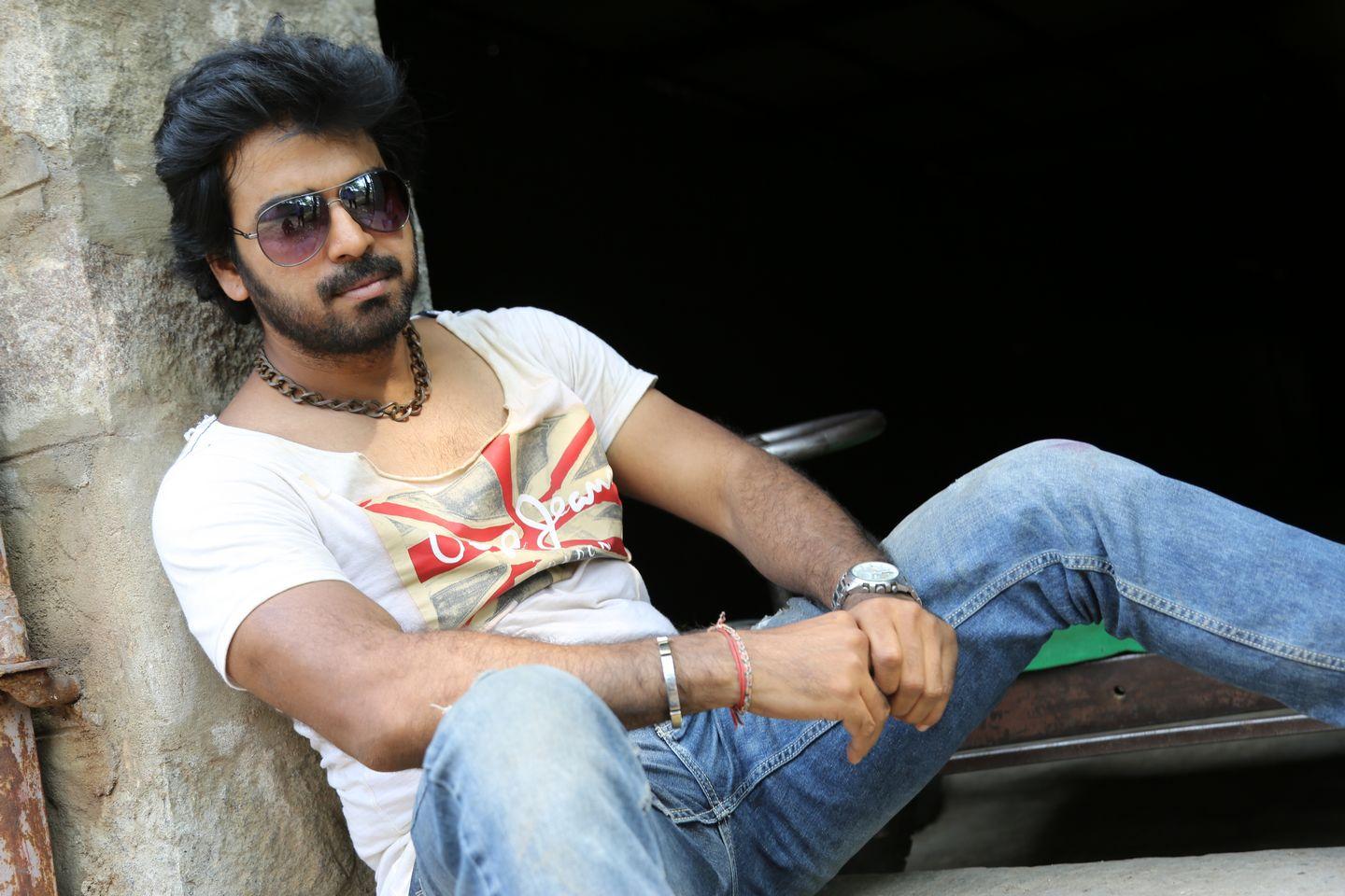 Dandu Movie Wallpapers