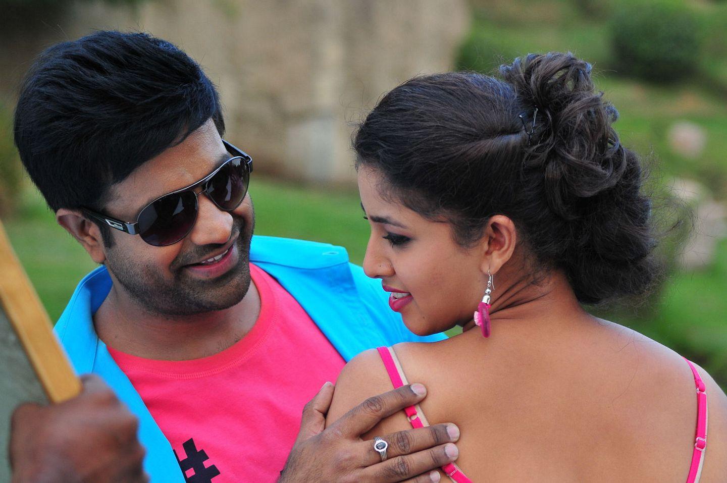 Eluka Mazaka Movie Stills