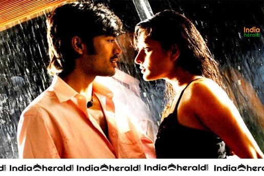 Dhanush Wallpapers Polladhavan