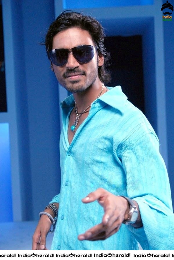Rare and Unseen Photos of Dhanush from Pollathavan Movie Se