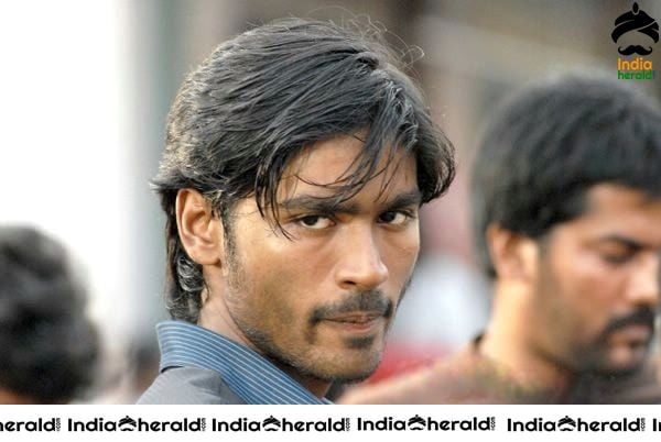 Dhanush Wallpapers Polladhavan