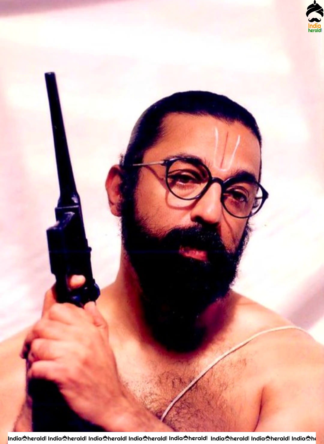 Rare and Unseen Photos of HEY RAM movie as we celebrate 20