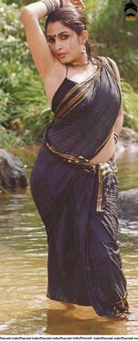 Rare Hot and Unseen Vintage Clicks of Ramya Krishnan to spi