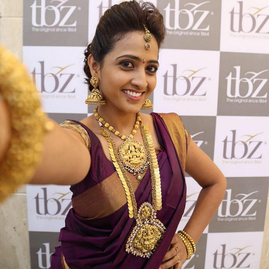 TV Anchor Lasya Rare & UNseened Photos