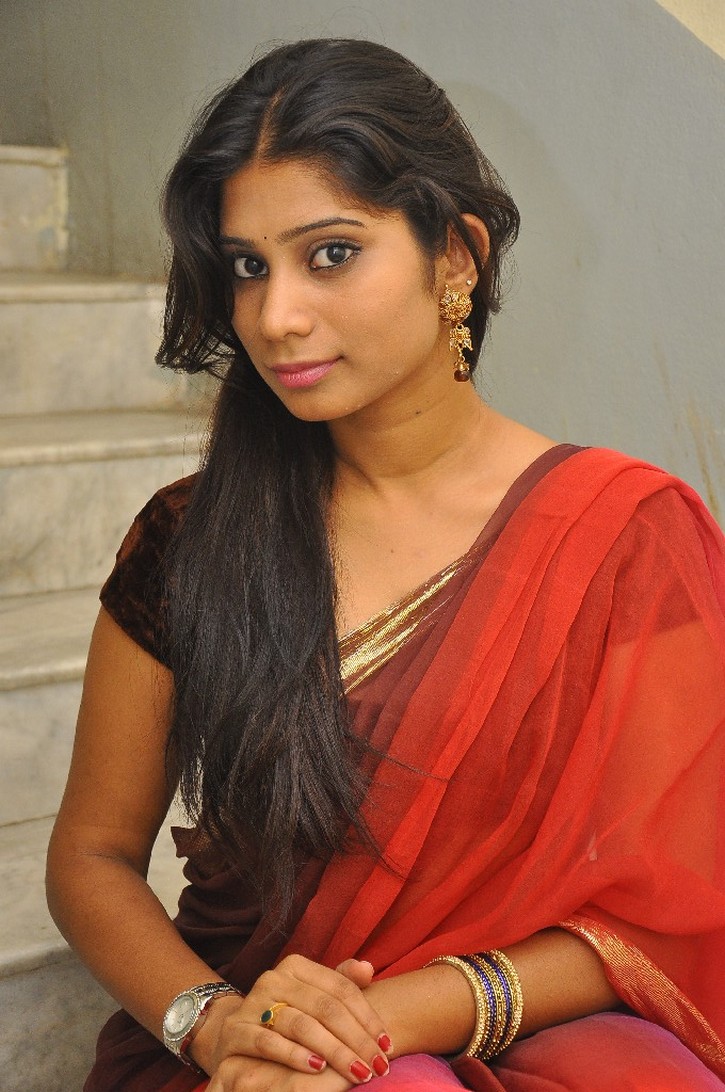 Actress Midhuna Photos