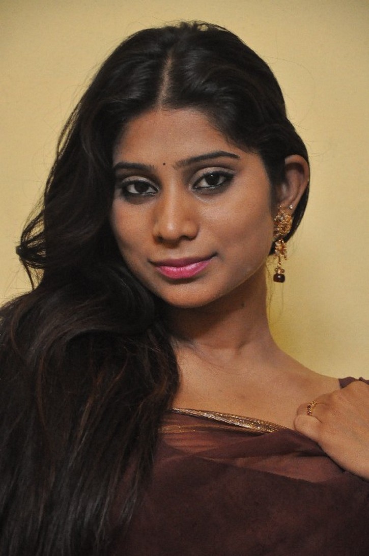 Actress Midhuna Photos