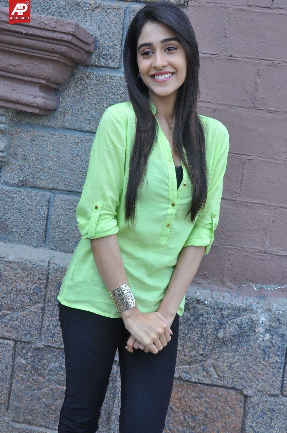 Actress Regina Latest Photos