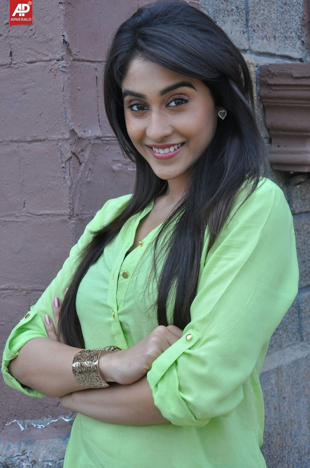 Actress Regina Latest Photos